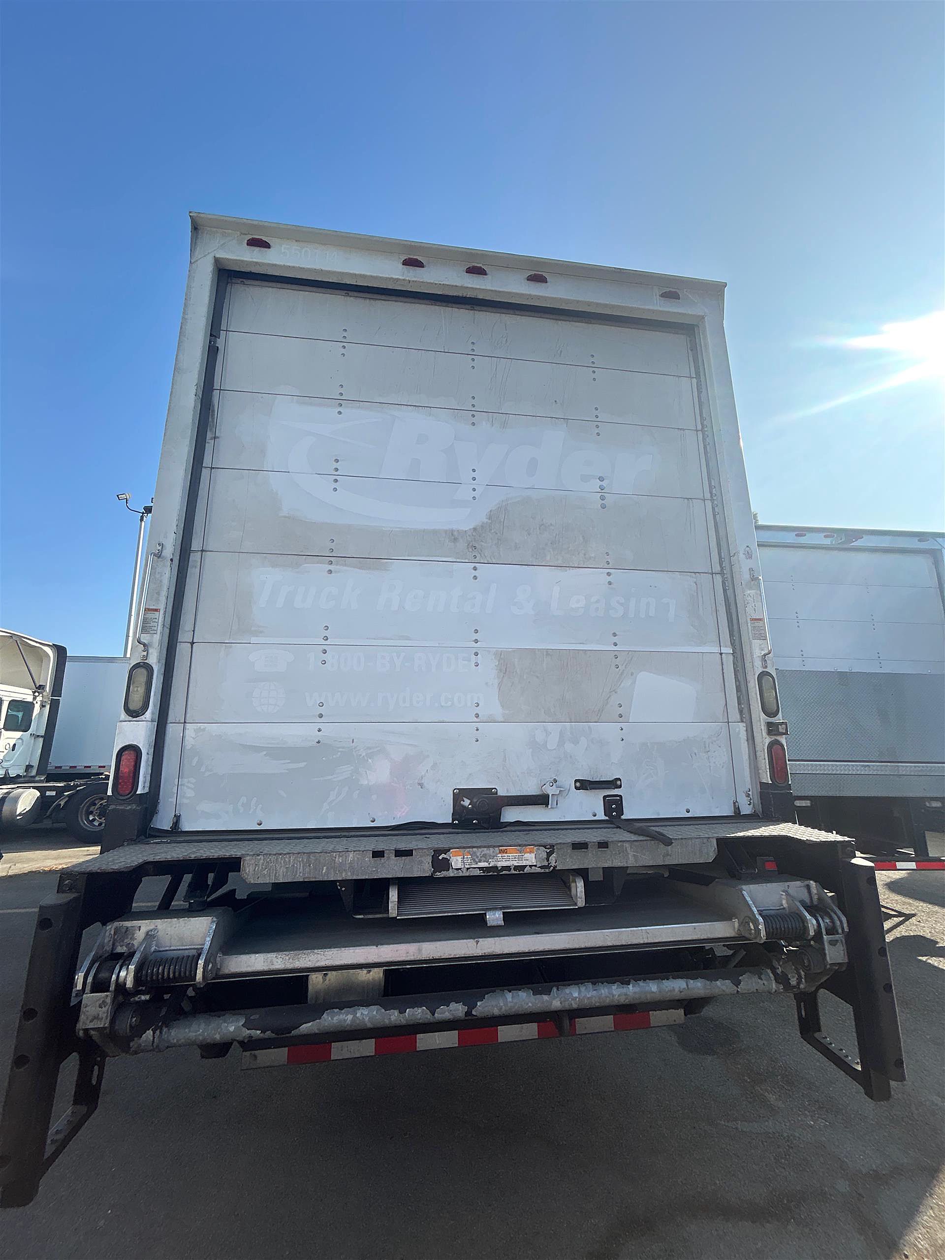 2014 Freightliner M2 106 For Sale | Day Cab | #550114