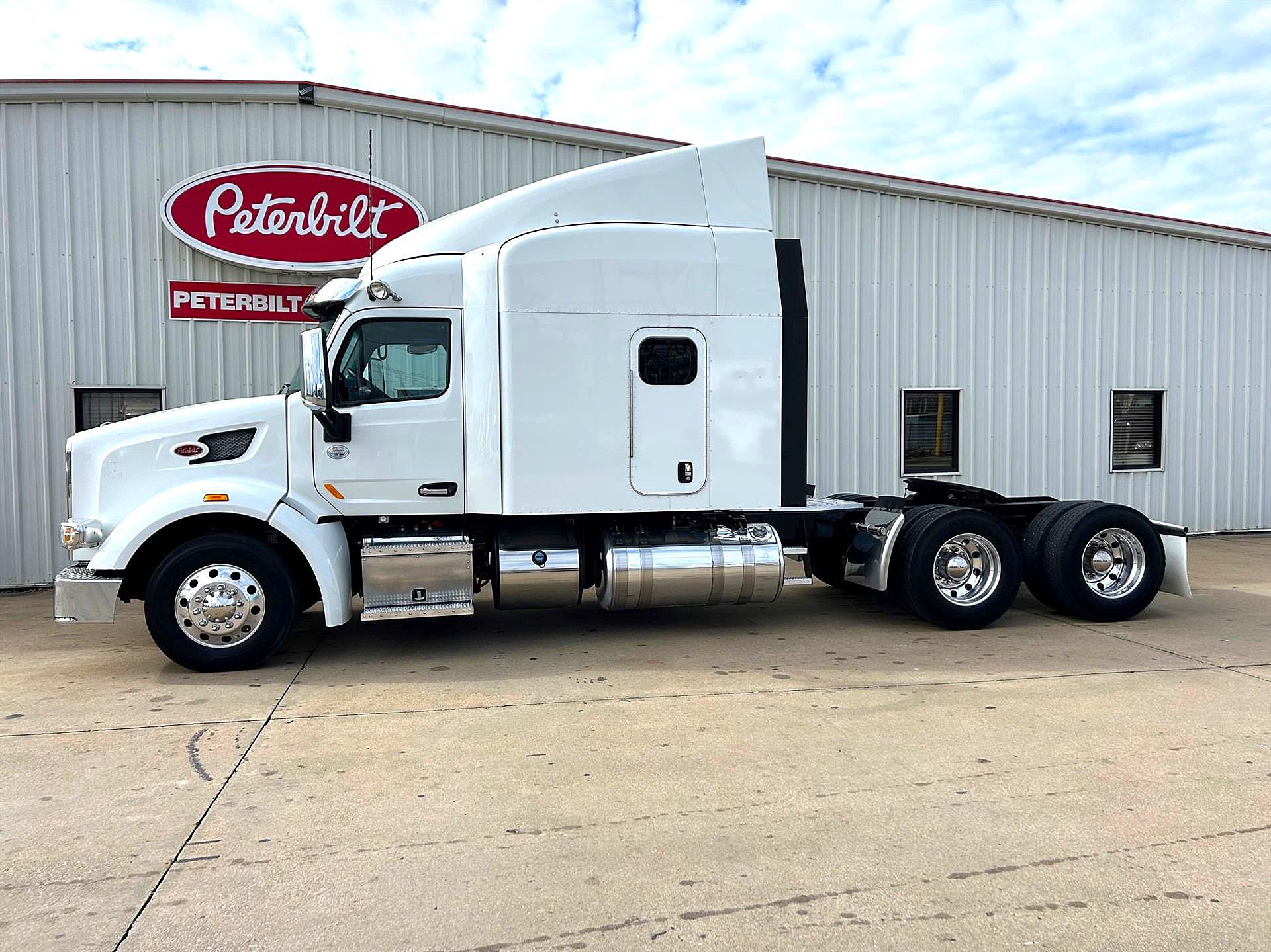 2021 Peterbilt 567 For Sale | 80" Sleeper | #D735786