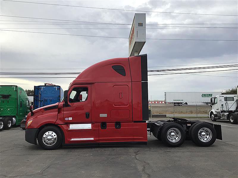 2022 Freightliner Cascadia 126 For Sale | 72" Sleeper | #267287