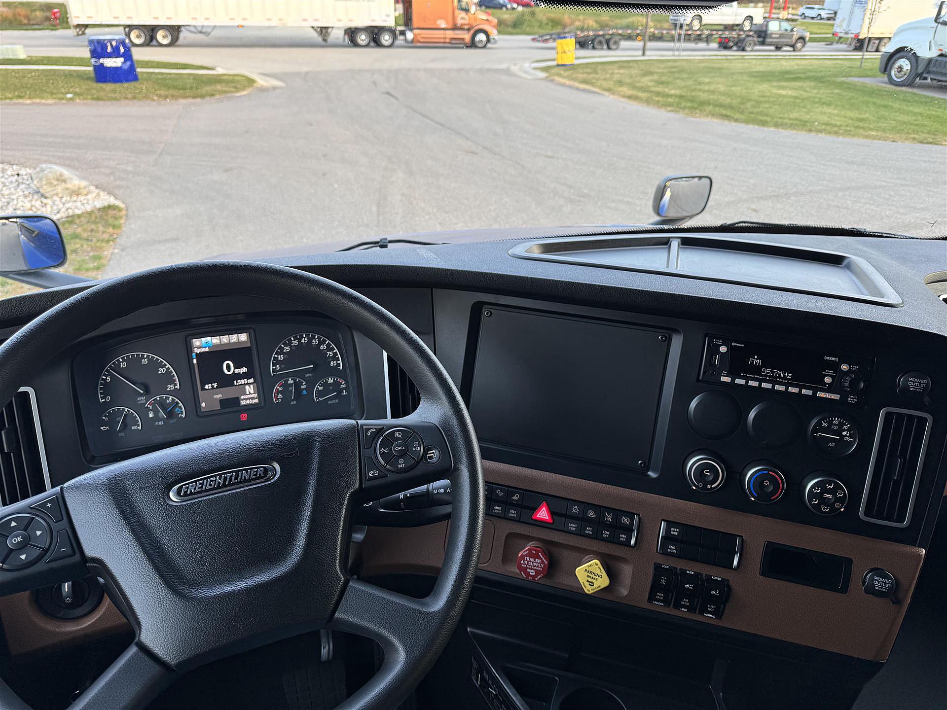 2025 Freightliner Cascadia For Sale | Double Bunk Sleeper | #134636