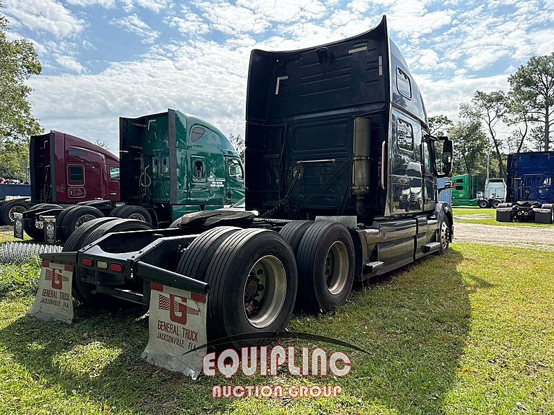2006 VOLVO TRUCK VNL 770 For Sale | 80" Sleeper | #CJJ412568