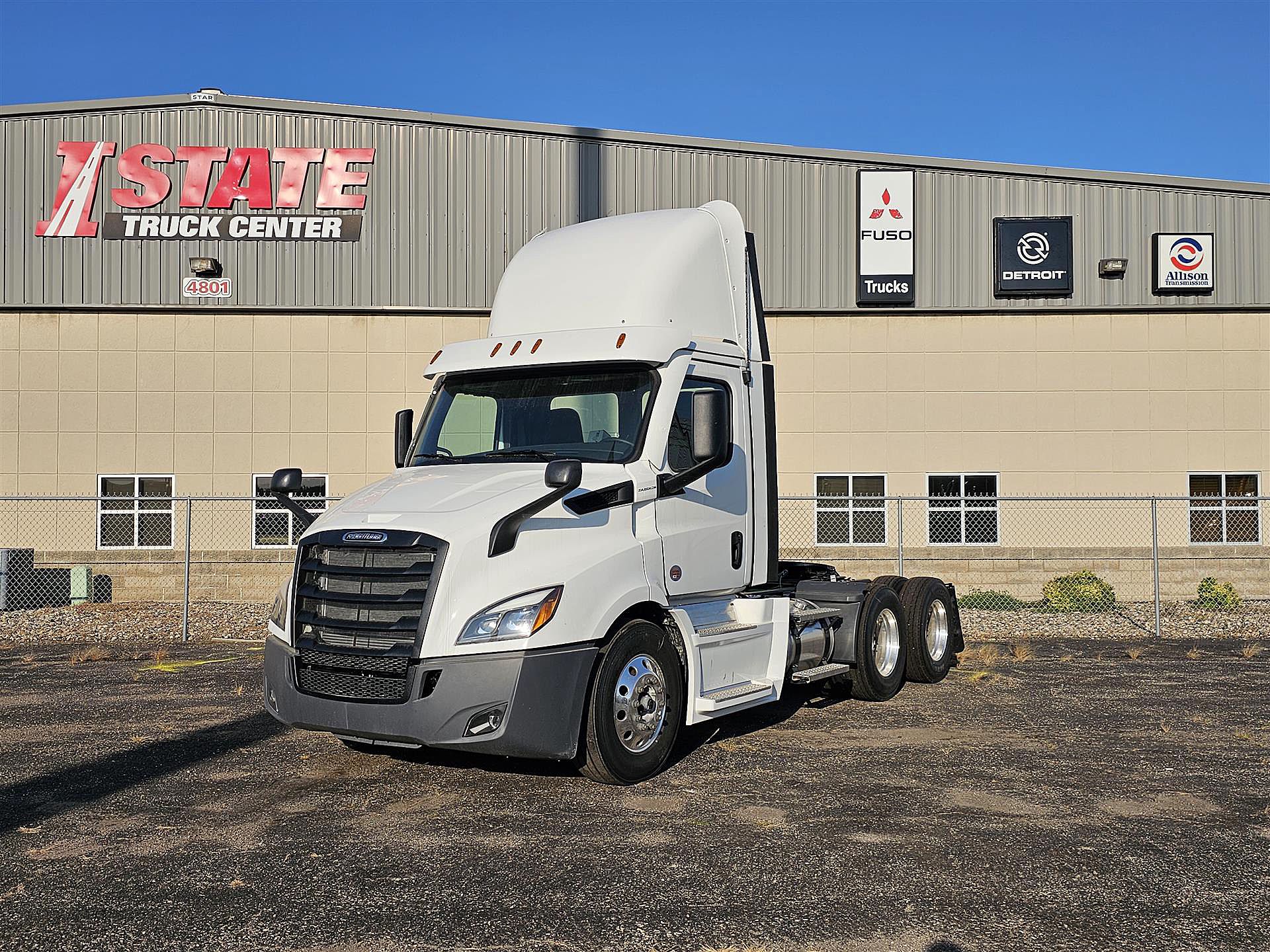2025 Freightliner Cascadia PE116DC For Sale | Day Cab | #811407