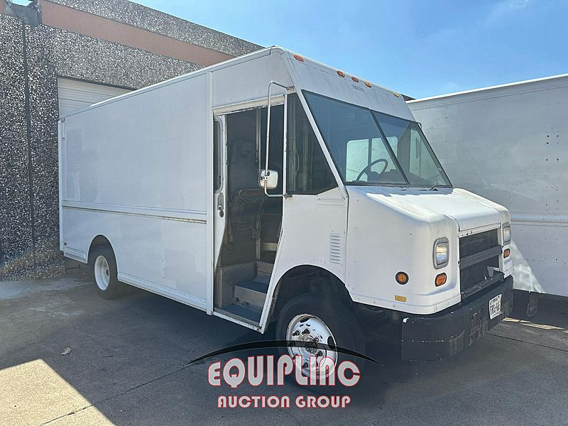 1999 Freightliner MT45 For Sale | Box Van | #FRNA61327
