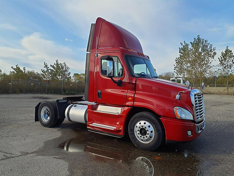2013 Freightliner CASCADIA 125 For Sale | Day Cab | #504948