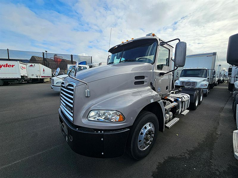 2017 Mack Pinnacle CXU600 For Sale | Day Cab | #677398