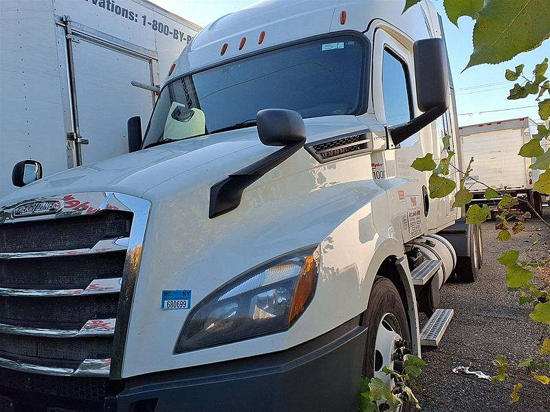 2019 Freightliner NEW CASCADIA PX12664 For Sale | 72" Sleeper | #821000