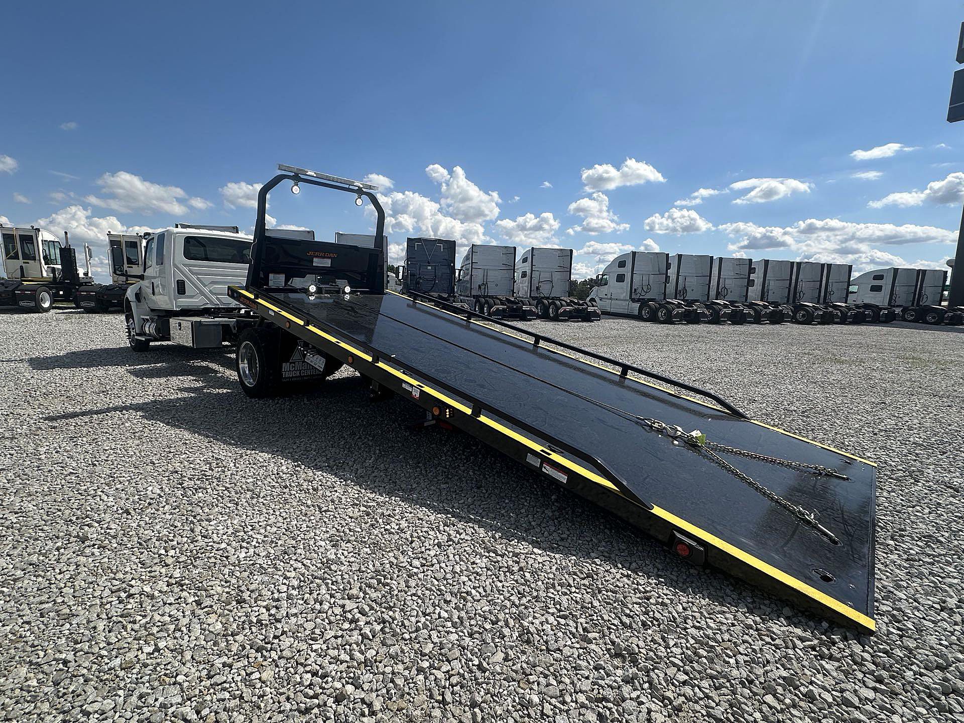 2024 JERR-DAN 22SRR6T-LPW For Sale | Rollback | #A476B