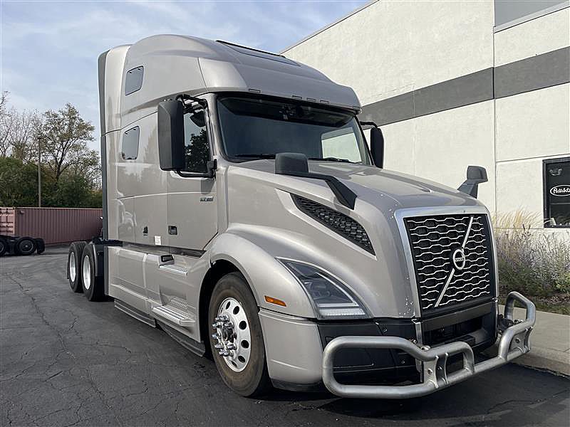 2021 Volvo VNL 760 For Sale | 70" Sleeper | #267403