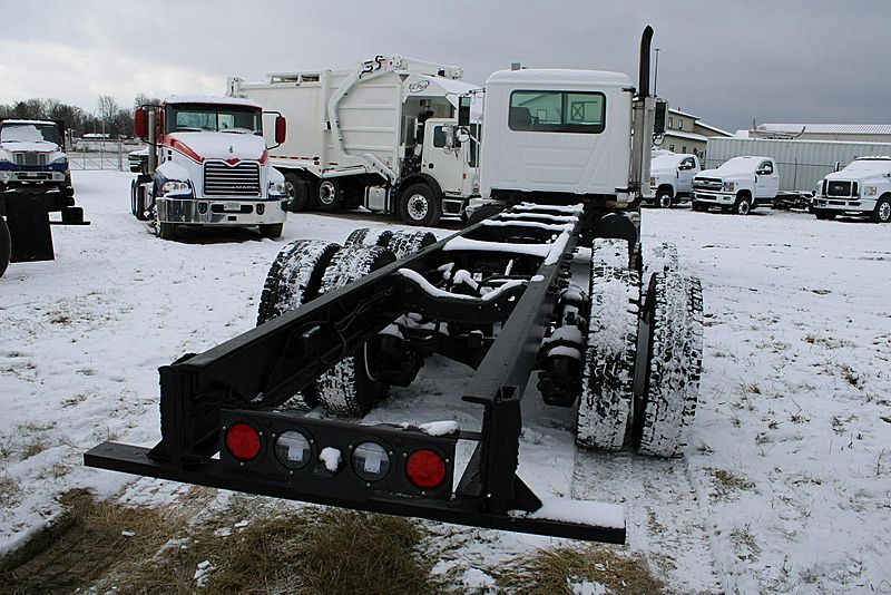 2007 Mack Granite CV713 For Sale | Cab & Chassis | #7M065835