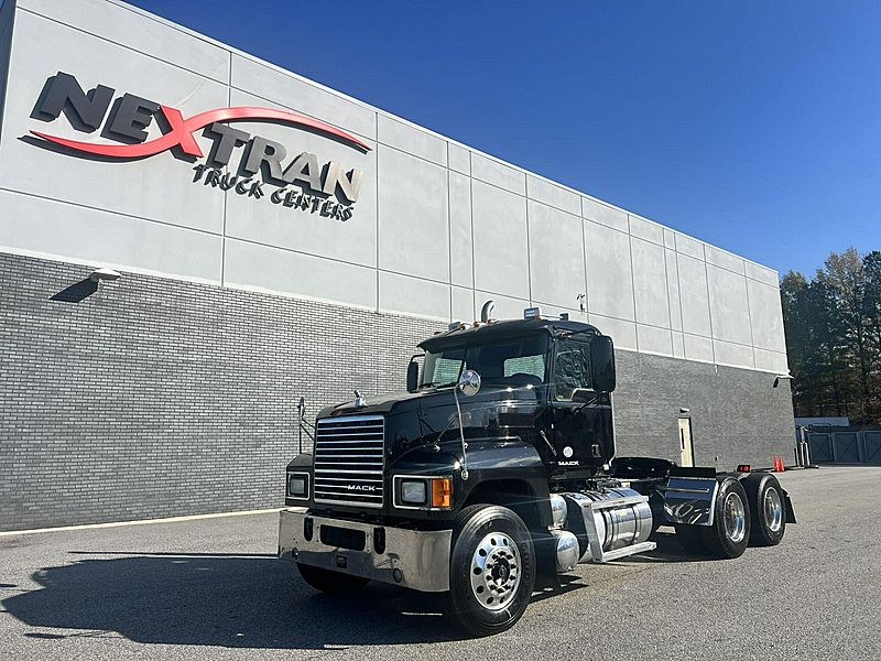 2018 Mack Pinnacle CHU613 For Sale | Day Cab | # 677412