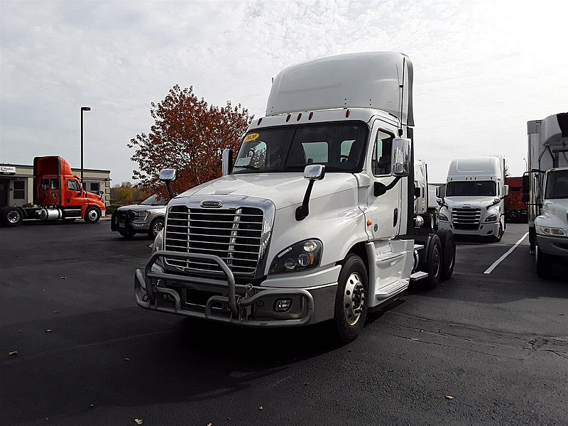 2020 Freightliner CASCADIA 125 For Sale | Day Cab | #898497