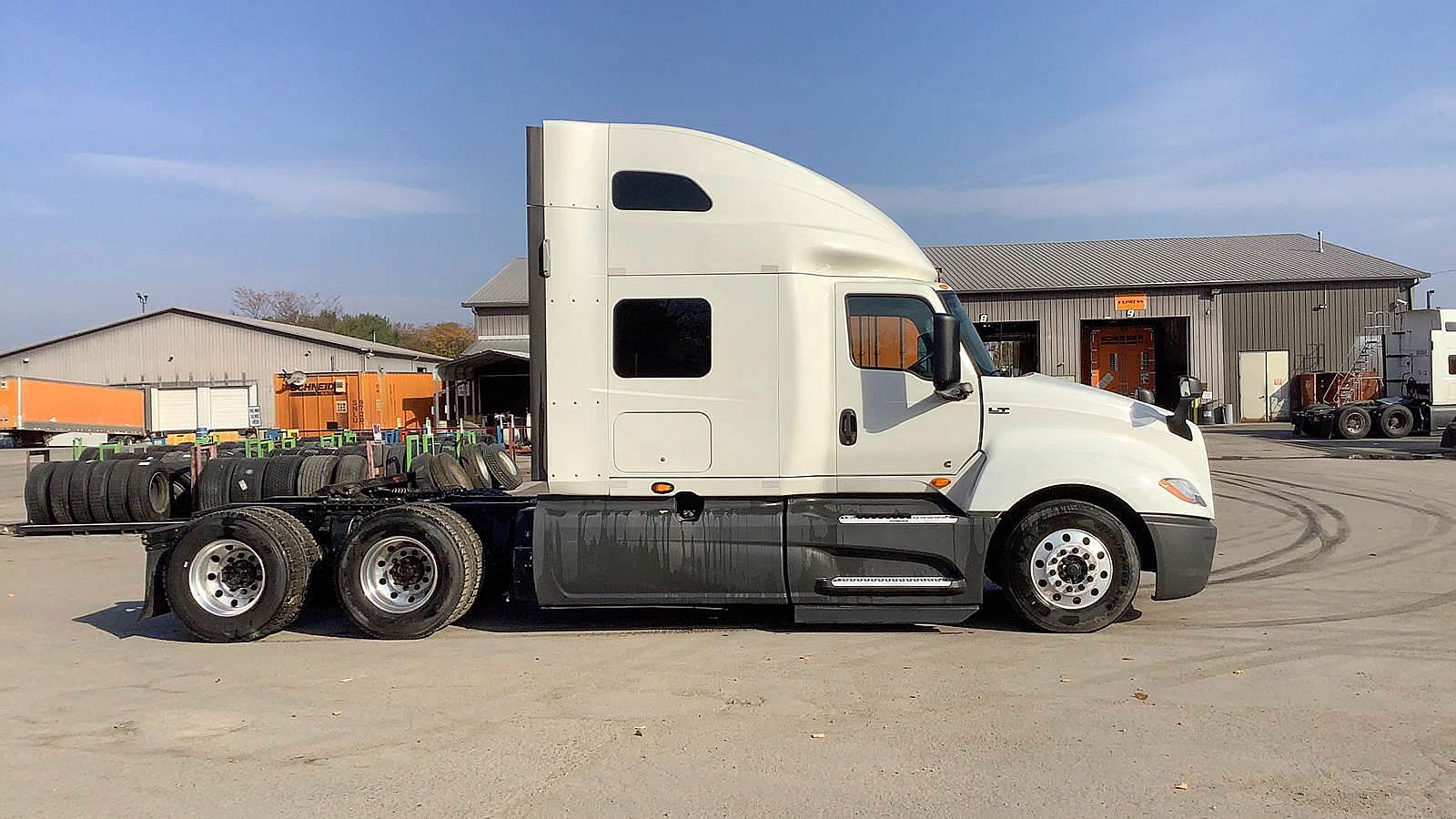 2020 International LT For Sale | 73" Sleeper | # 263411