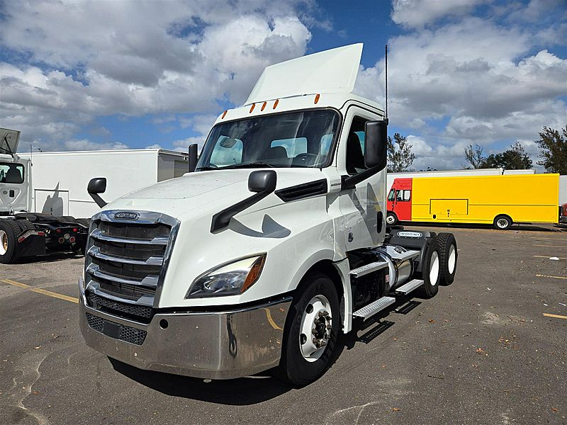 2020 Freightliner NEW CASCADIA PX12664 For Sale | Day Cab | #278551