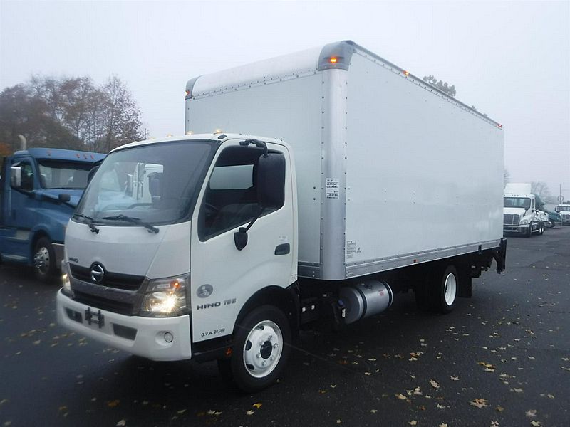 2017 Hino 195 For Sale | 18' Box | #673606