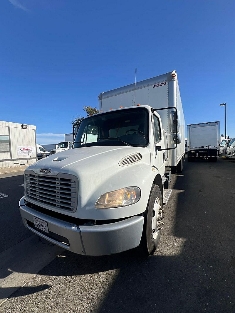 2017 Freightliner M2 106 For Sale | Day Cab | #676493