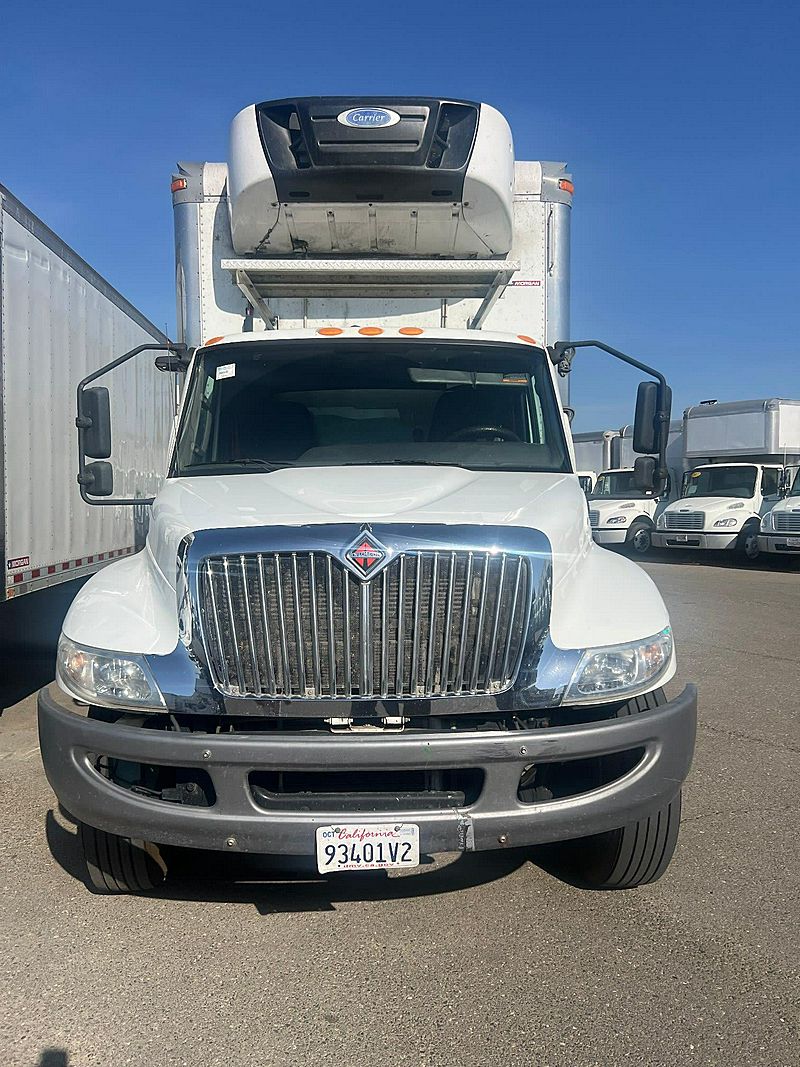 2020 International MV607 For Sale | 26' Box | # KL356551