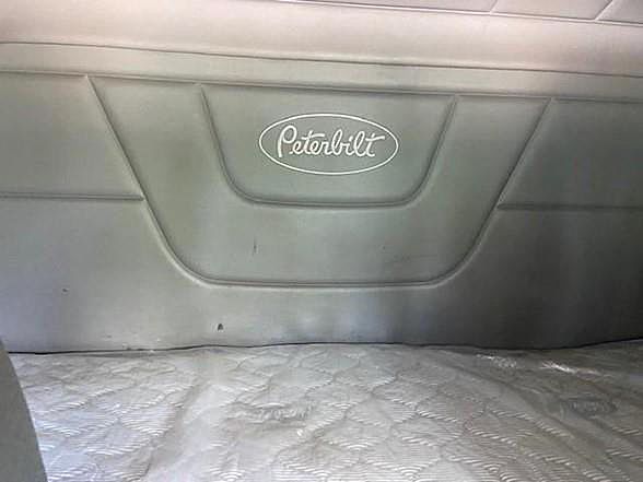 2016 Peterbilt 579 For Sale | Sleeper Truck | #352028P