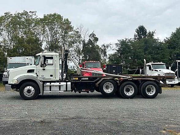 2014 Mack GRANITE GU813 For Sale | Roll-Off | # CJM015107