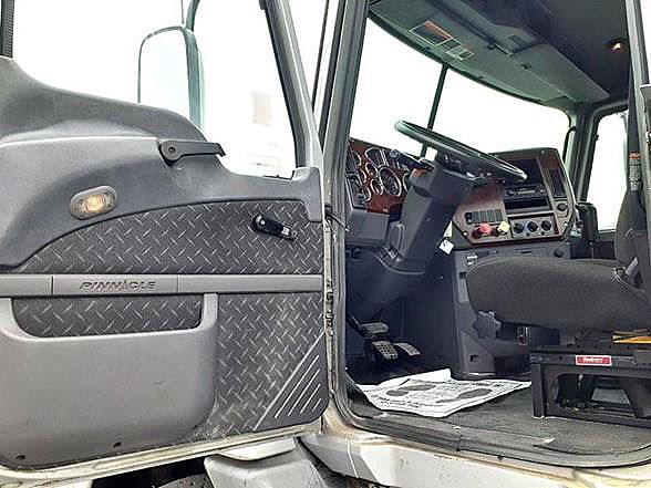 2012 Mack PINNACLE CXU612 For Sale | Day Cab | # U5212