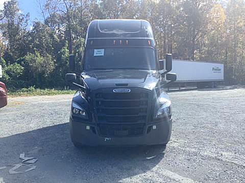 2022 Freightliner Cascadia For Sale | 72" Sleeper | #74667