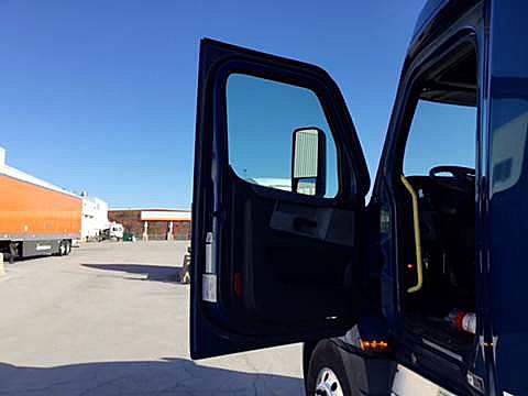 2022 Freightliner Cascadia For Sale | 72" Sleeper | #73894