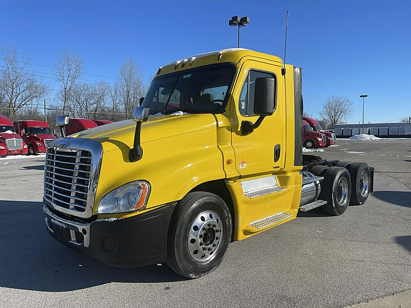 2014 Freightliner Cascadia For Sale | Day Cab | #23697