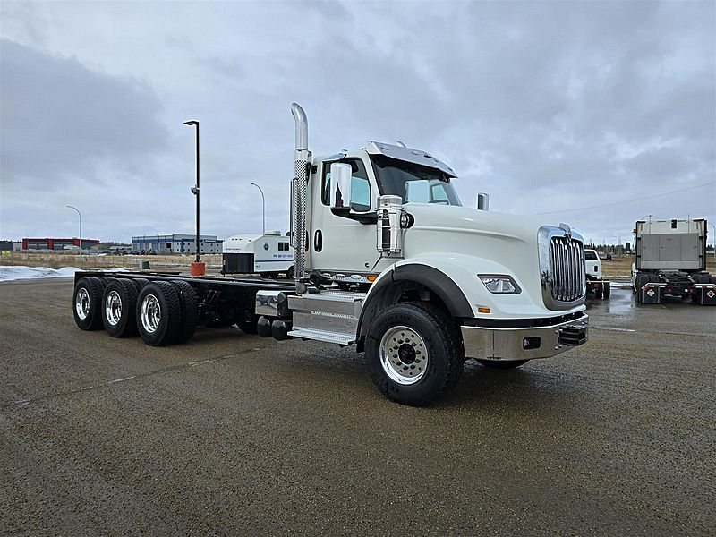 2025 International HX620 For Sale | Day Cab Sleeper | #385540