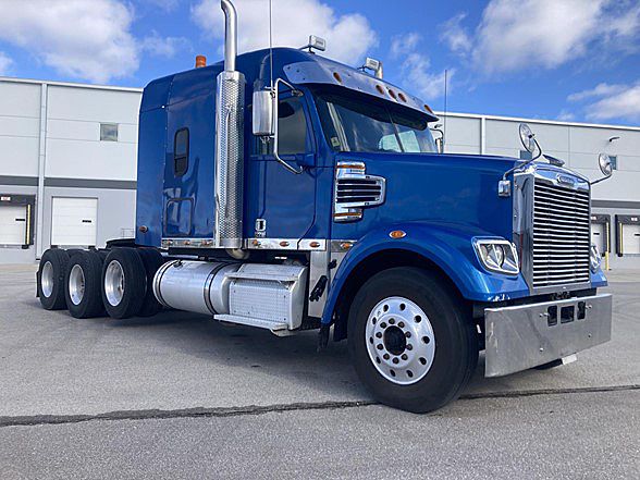 2021 Freightliner Coronado SD 122 For Sale | 70" Sleeper | #9340