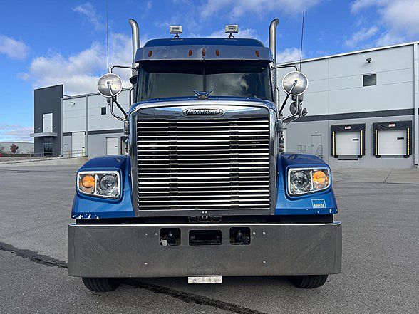 2021 Freightliner Coronado SD 122 For Sale | 70" Sleeper | #9340