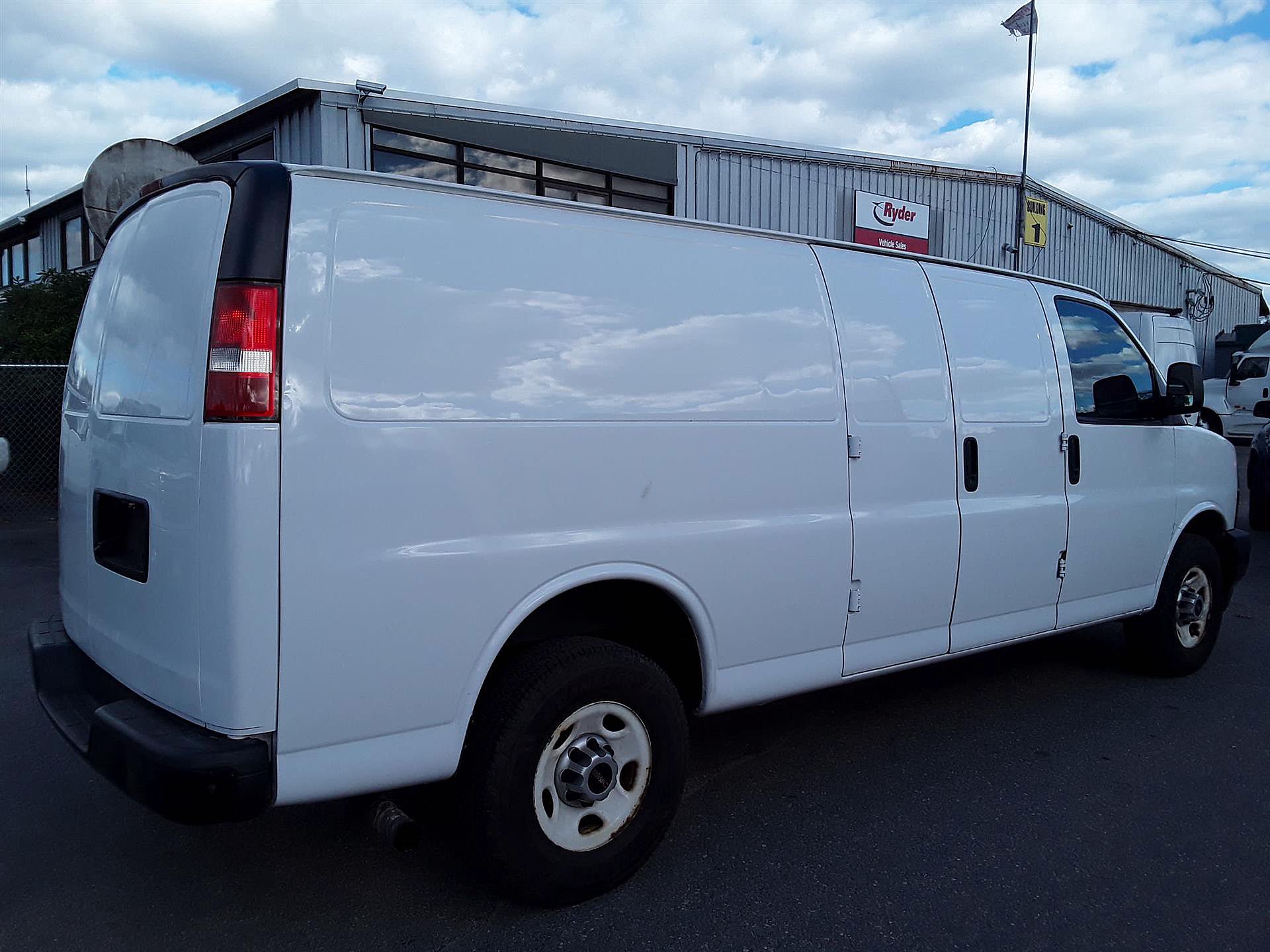 2018 GMC 3500 (PANEL VAN) For Sale | Day Cab | #804369