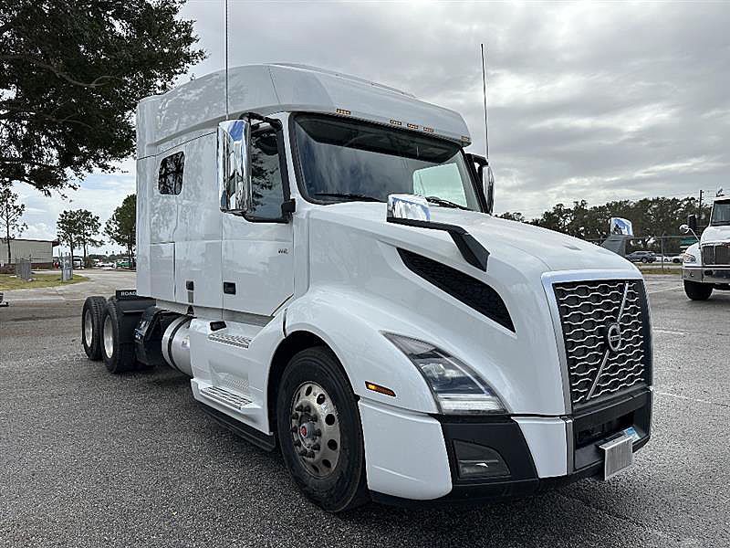 2021 Volvo VNL 740 For Sale | 70" Sleeper | #267748
