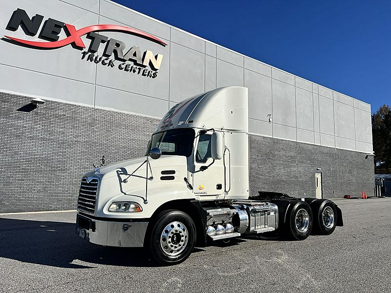 2017 Mack Pinnacle CXU613 For Sale | Day Cab | #15MU079915