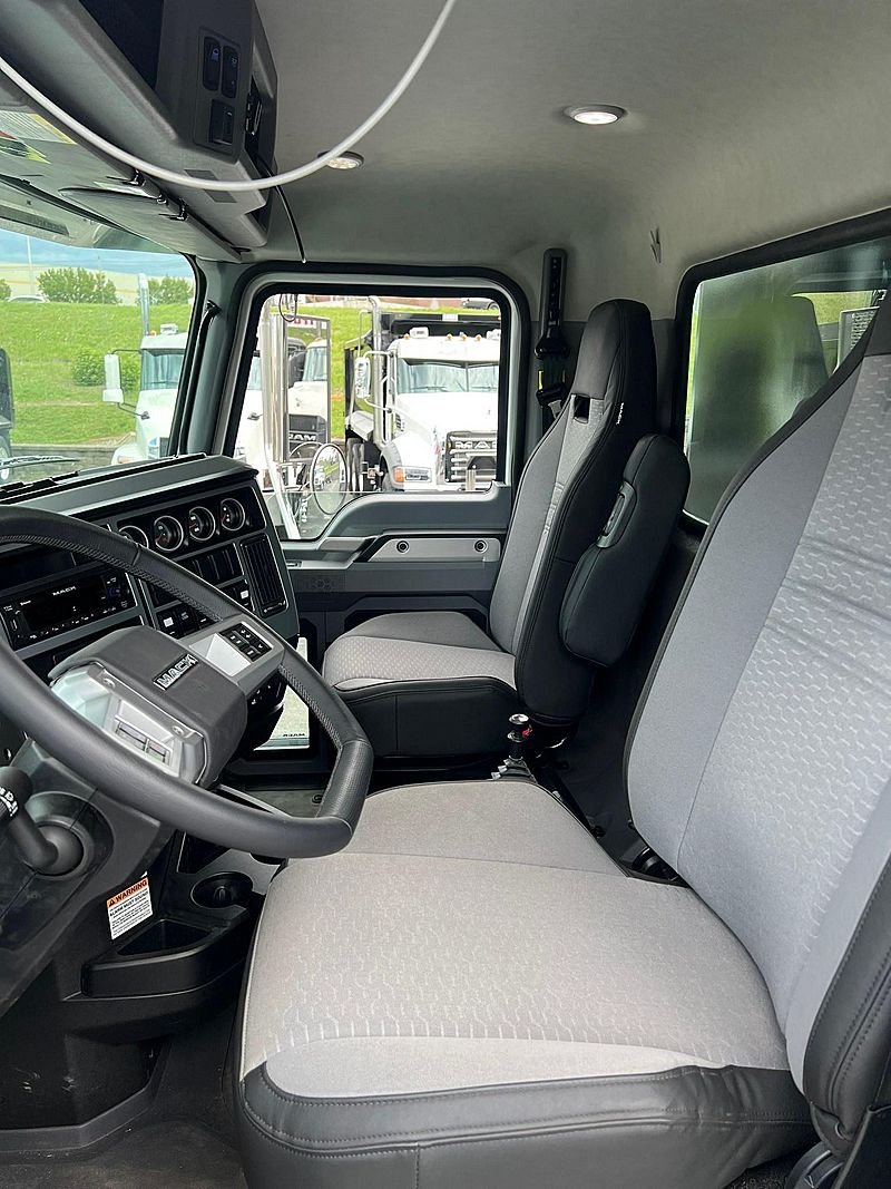 2025 Mack Granite GR84F For Sale | Dump Truck | # M043811