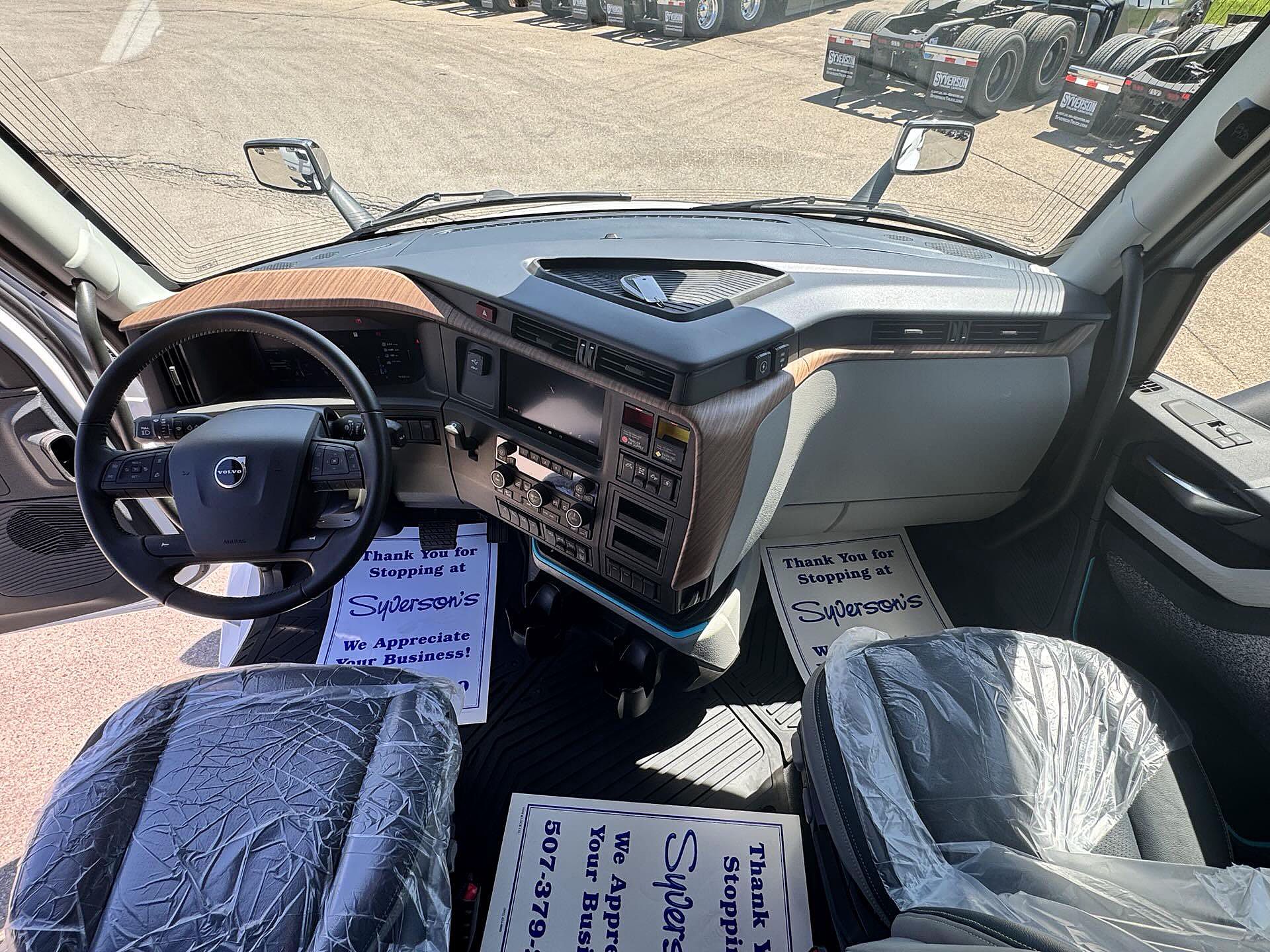 2026 Volvo VNL 860 For Sale | 74" Sleeper | #68280