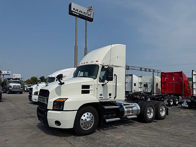 Mack AN64T Trucks For Sale (New & Used)
