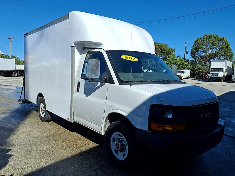 2017 GMC PARCEL VAN For Sale | Day Cab | #680229