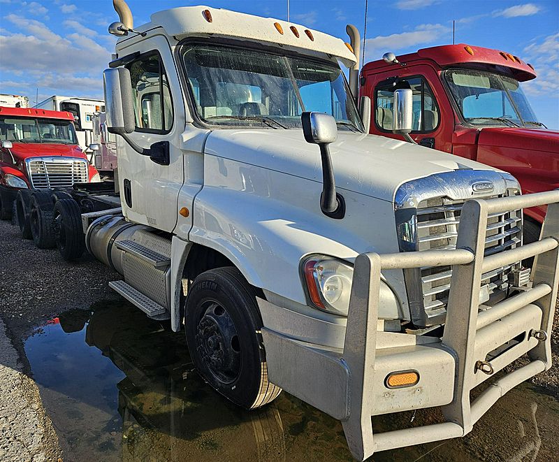 2014 Freightliner Cascadia For Sale | Day Cab | #23737