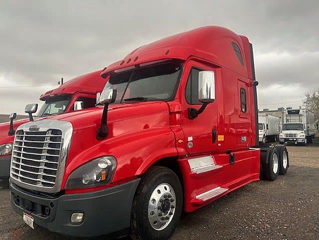 2019 Freightliner CASCADIA 125 For Sale | 72" Sleeper | #809642