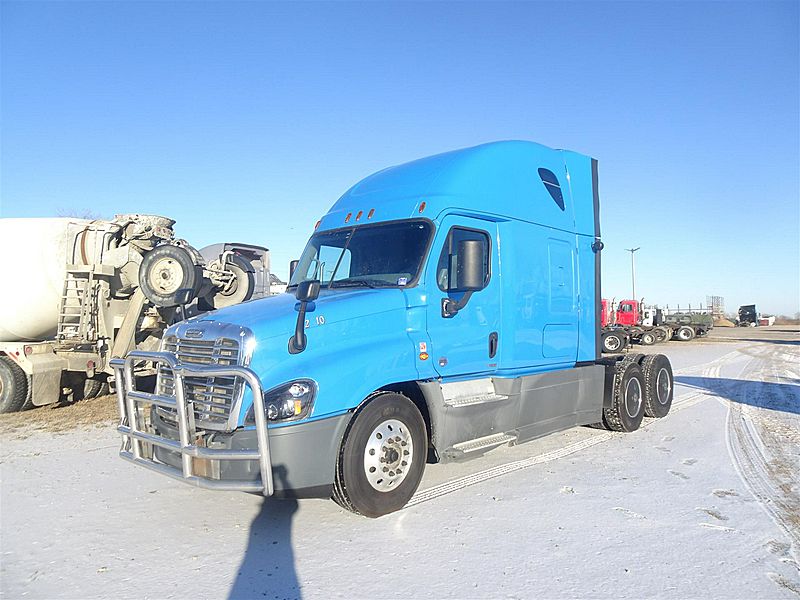 2018 Freightliner Cascadia For Sale | condo Sleeper | #10594