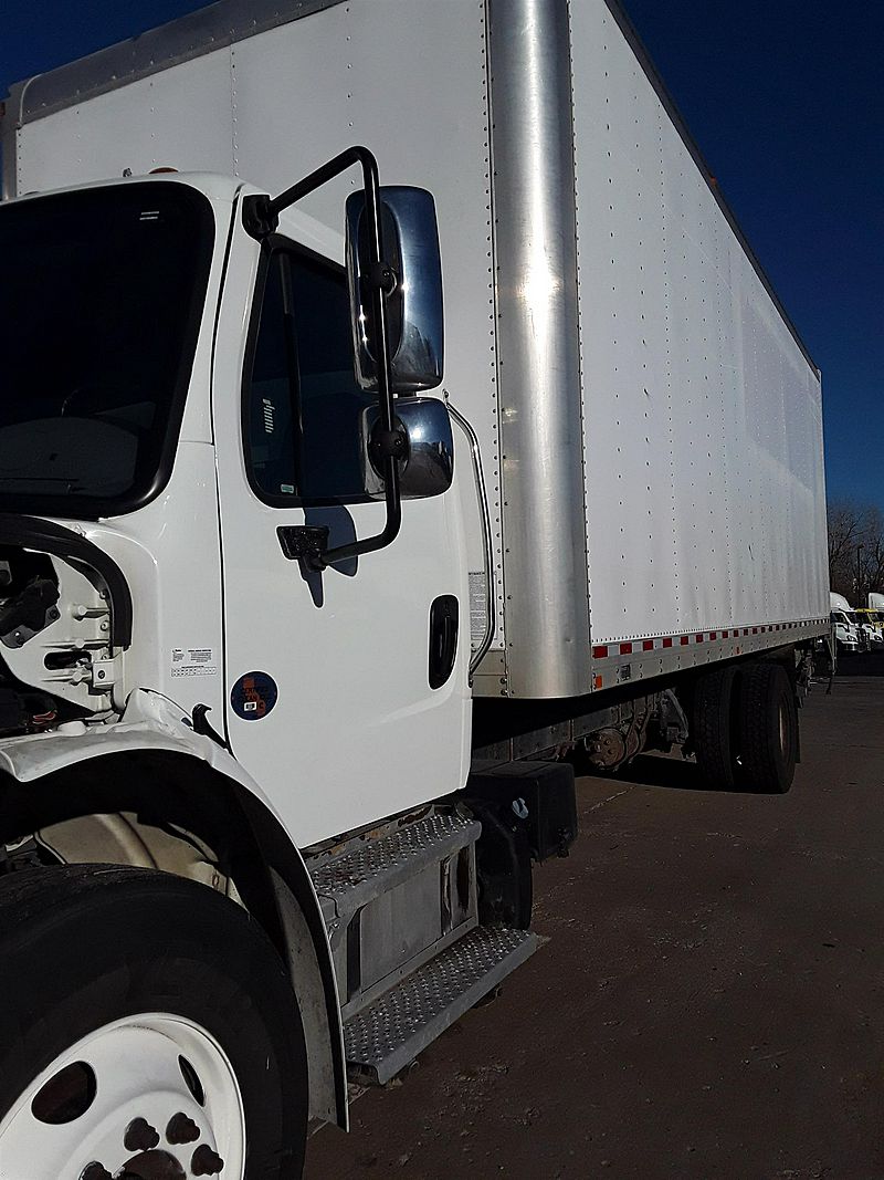 2018 Freightliner M2 106 For Sale | 26' Box | #688295