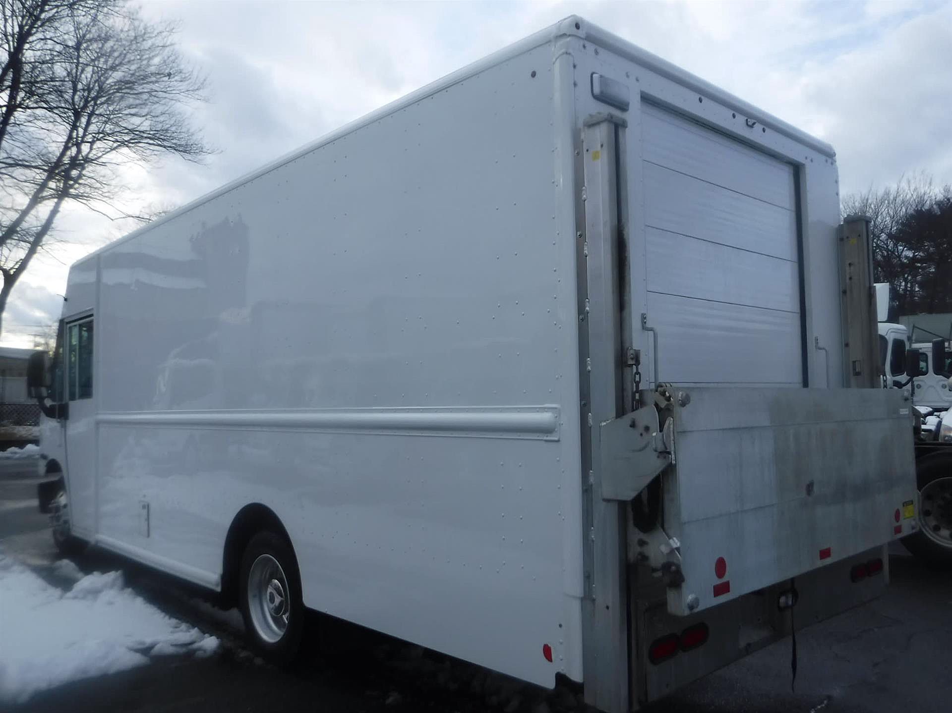 2017 Freightliner MT45 For Sale | Day Cab | #680954