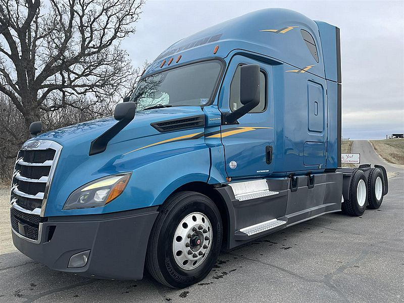 2020 Freightliner Cascadia For Sale | 72" Sleeper | #R46799