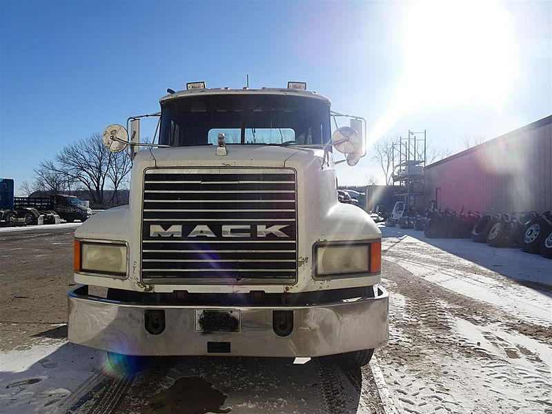 1998 Mack Pinnacle CH613 For Sale | Day Cab | #10598