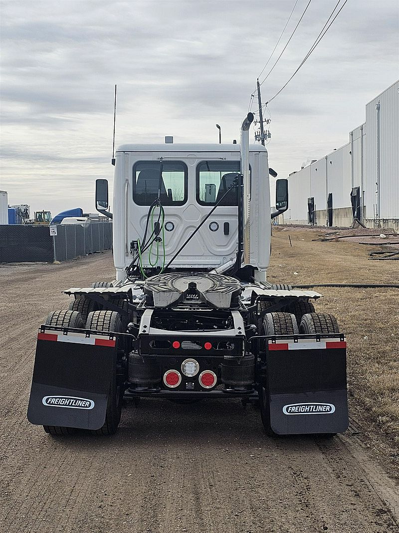 2025 Freightliner New Cascadia For Sale | Day Cab | #825316