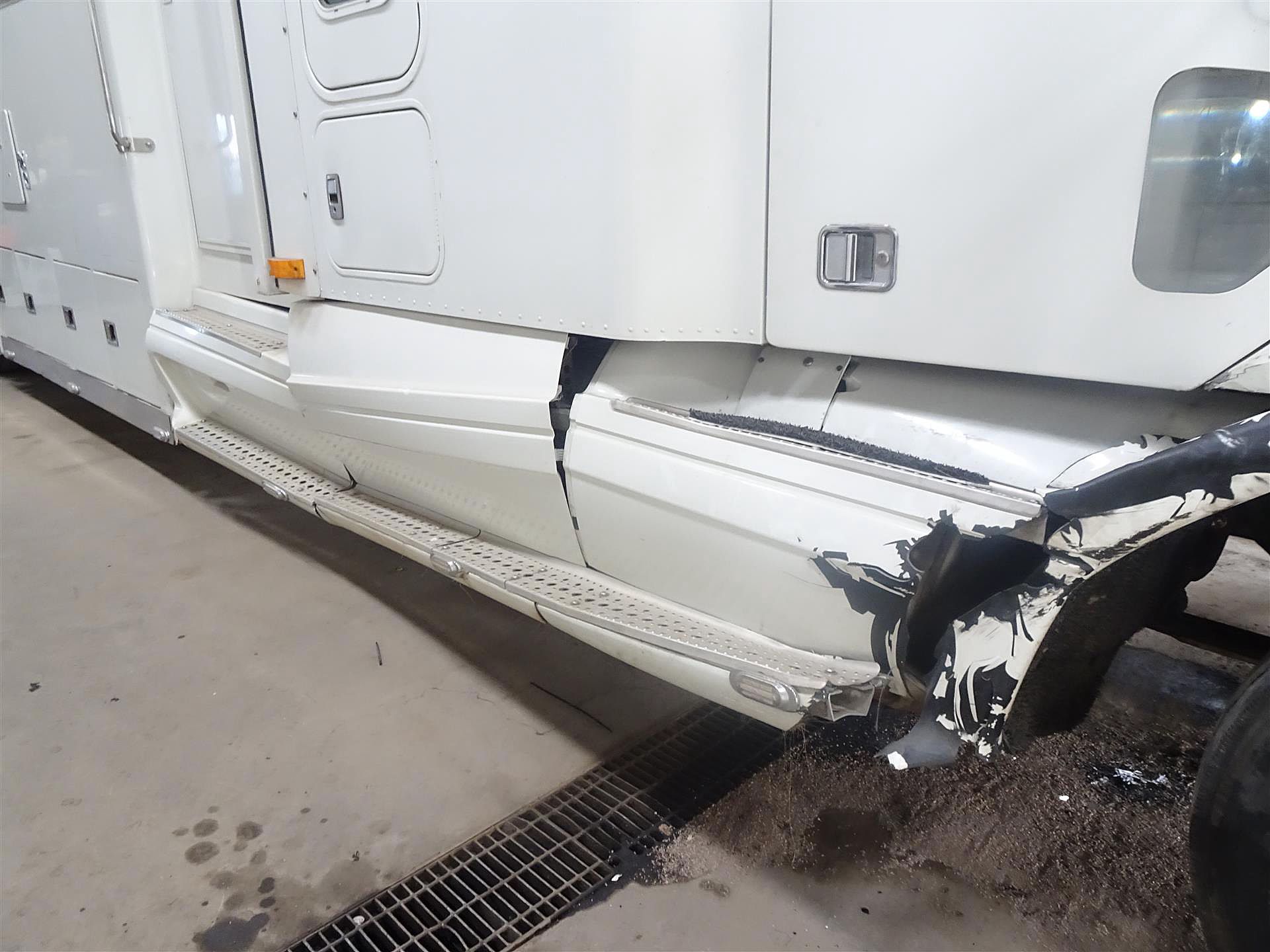 1997 Freightliner Century Class For Sale | 220" Sleeper | #10599