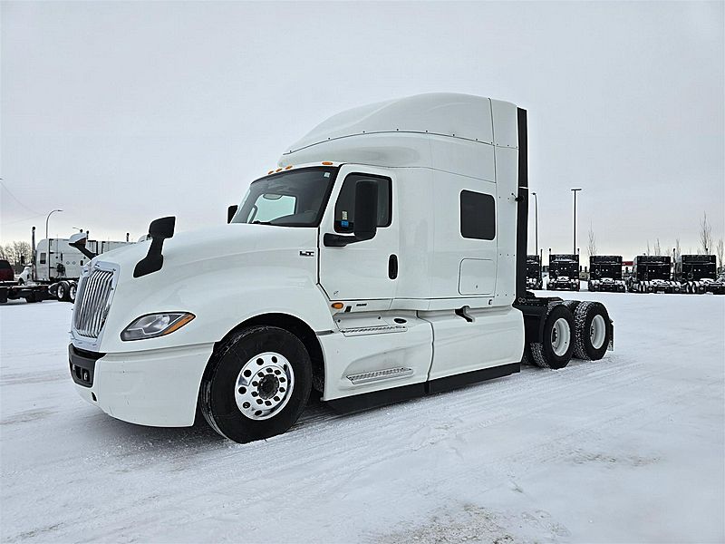 2021 International LT625 For Sale | 73" Sleeper | #431657