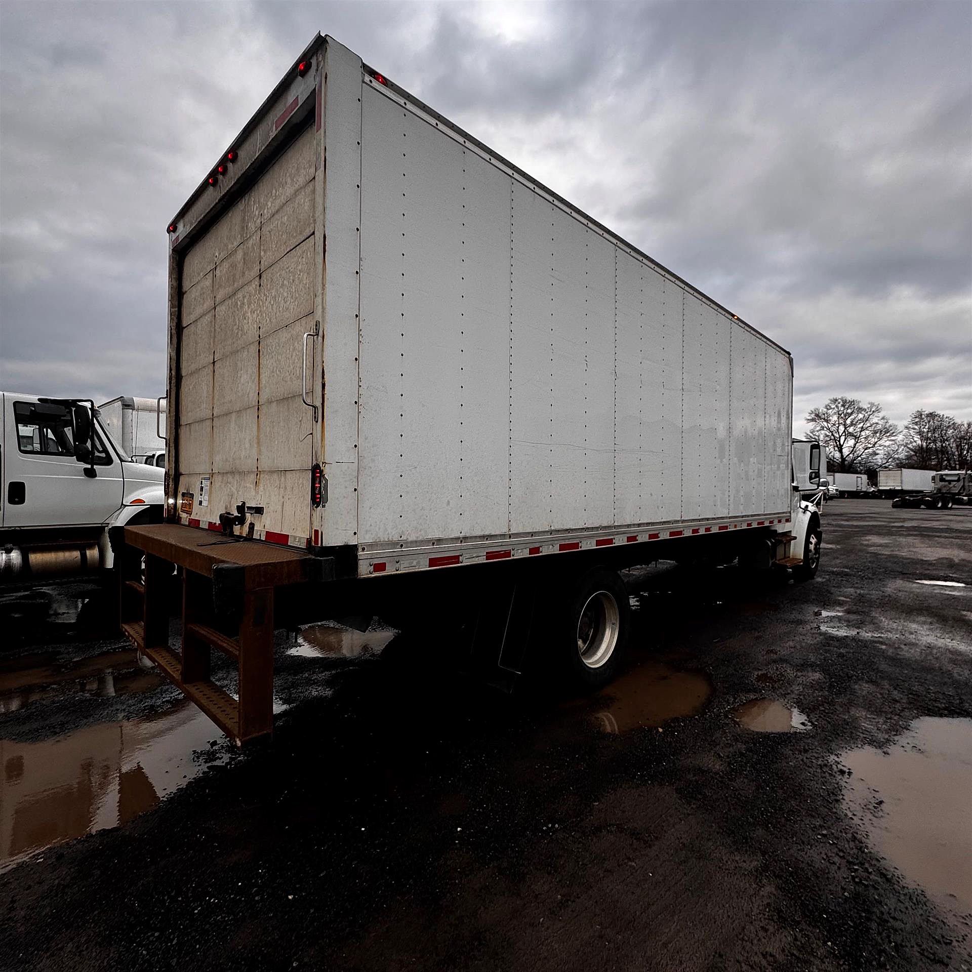 2019 Freightliner M2 106 For Sale | Day Cab | #868022