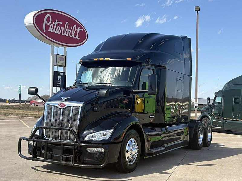 2022 Peterbilt 579 For Sale | 80" Sleeper | #5ND707924