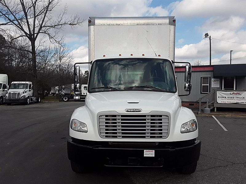 1997 Freightliner WCA64T For Sale | 26' Box | #791300
