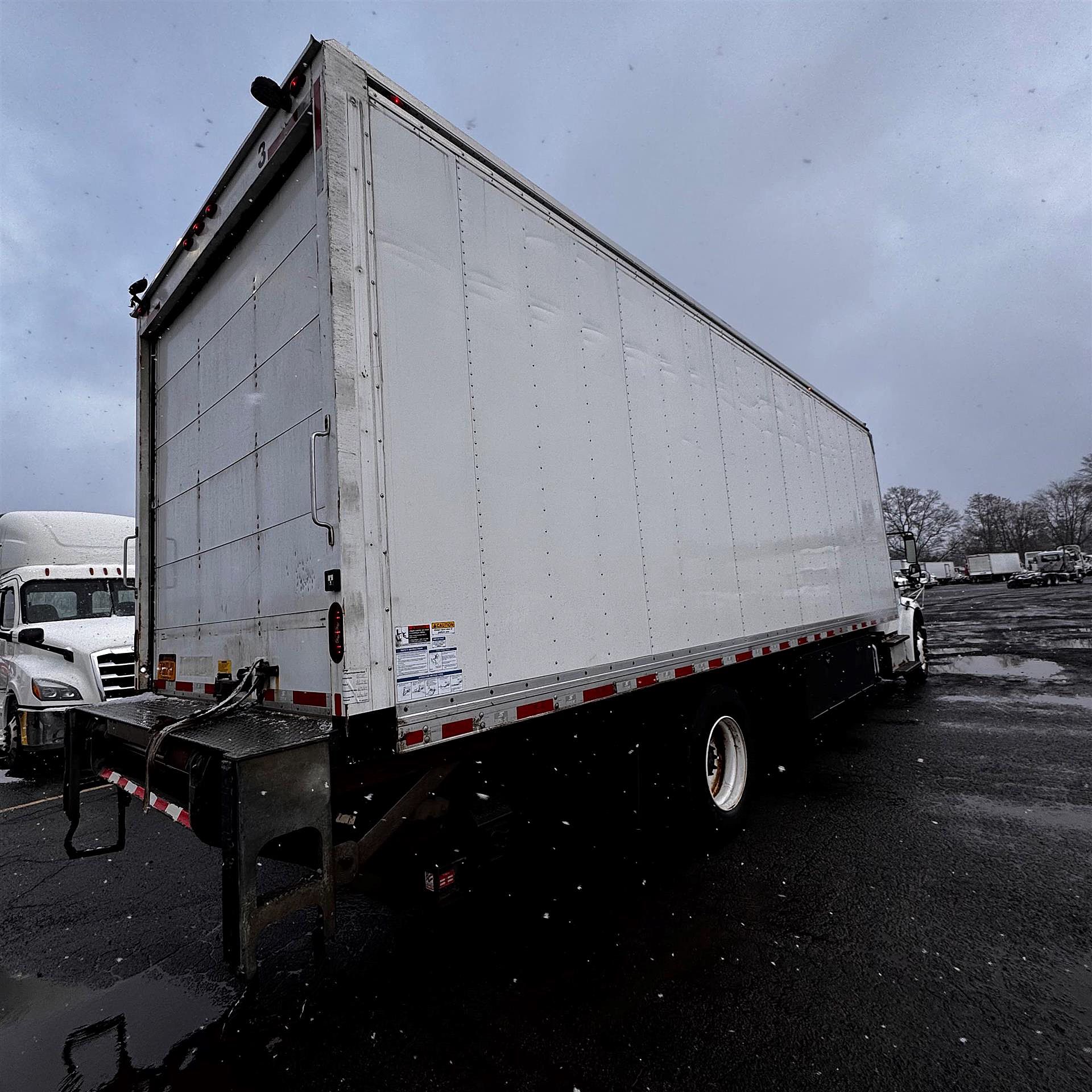 2019 Freightliner M2 106 For Sale | Day Cab | #863463